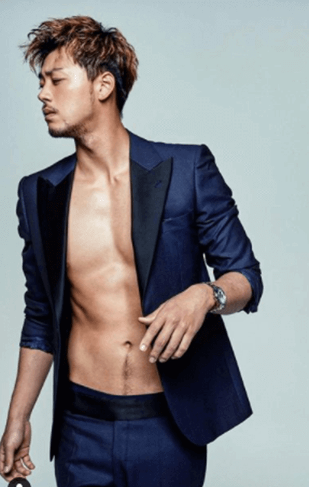 【画像比較】竹内涼真の筋肉がすごい！肉体改造はいつから？筋トレやパーソナルトレーナー、食事法もまとめ！ | 芸能人の過去と現在！今は何してる？